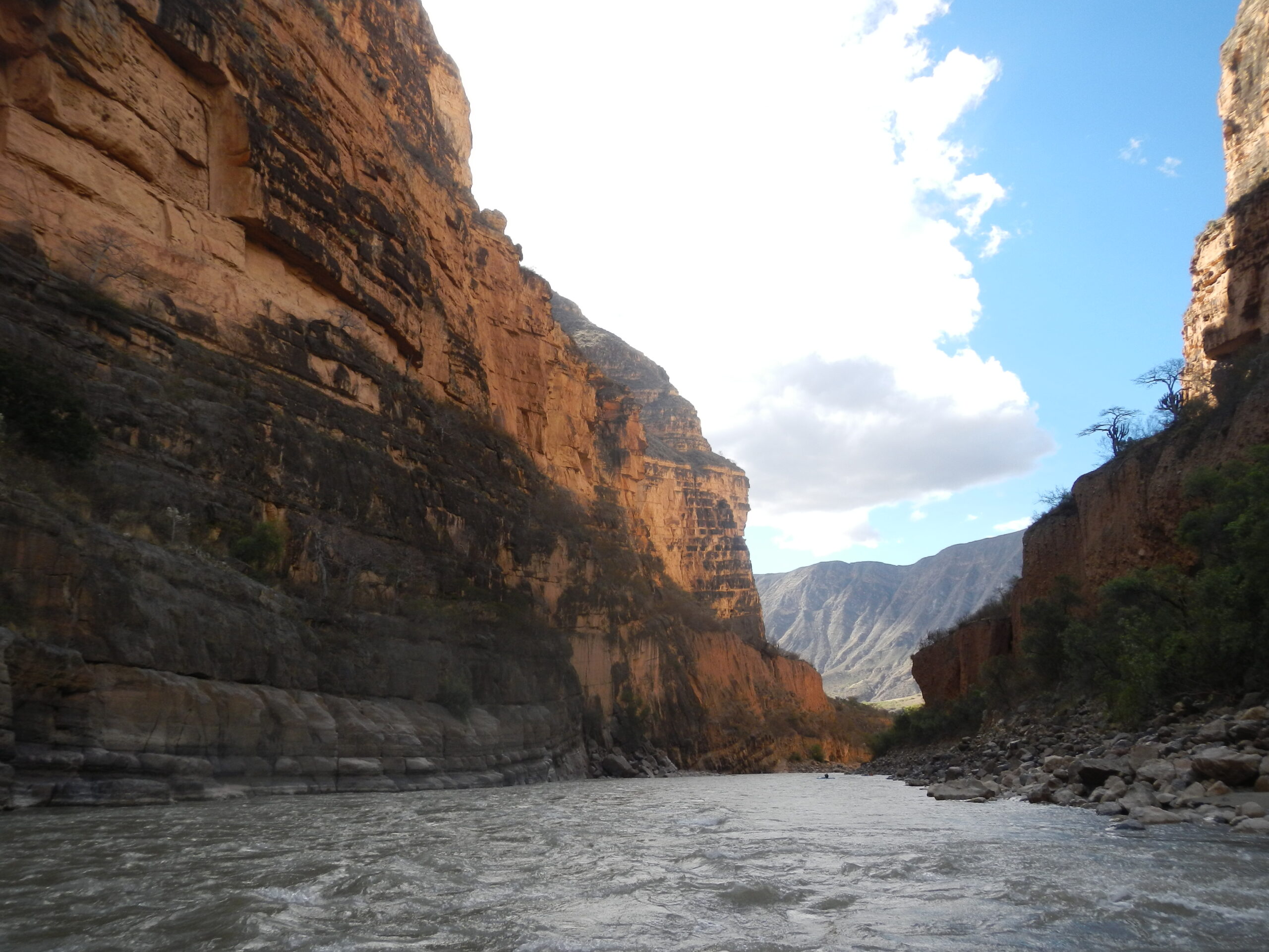Río Marañon: The Grand Canyon of South America - International Rivers ...